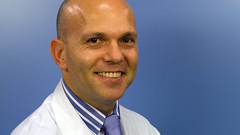 Dr. Gonzalo Mora Gasque - ABC.es