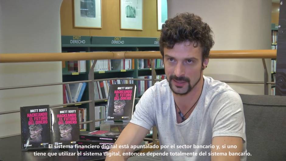 El libro 'Hackeando el futuro del dinero' revela el funcionamiento de las instituciones financieras