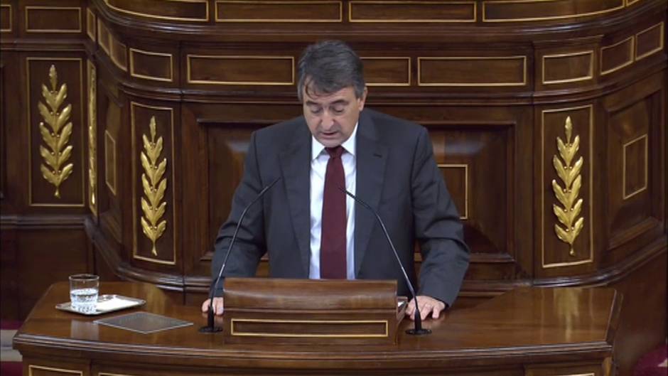 Esteban a Abascal: "El PNV no contribuirá a dar protagonismo a esta ...