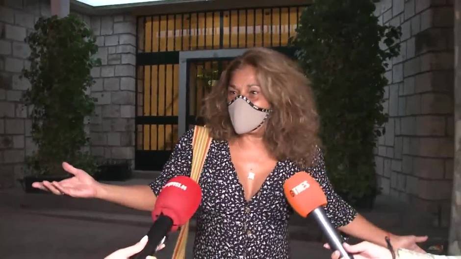 Lolita Flores, afónica, cuenta cómo fue la boda de su hija Elena ...