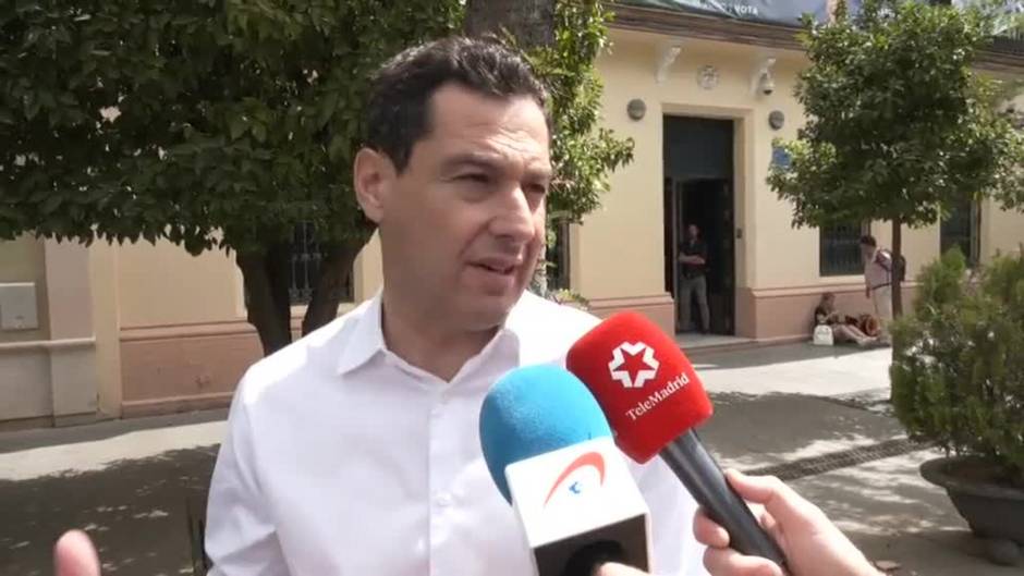 El resultado de Juanma Moreno aleja el fantasma de la coalición con Vox