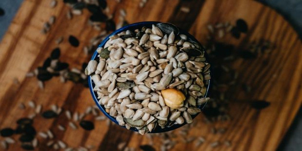 La forma de comer pipas que beneficia tu cuerpo