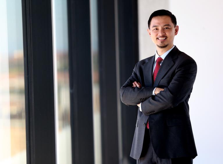 S. Matthew Liao: «Podremos ahorrar energía si diseñamos humanos con ...