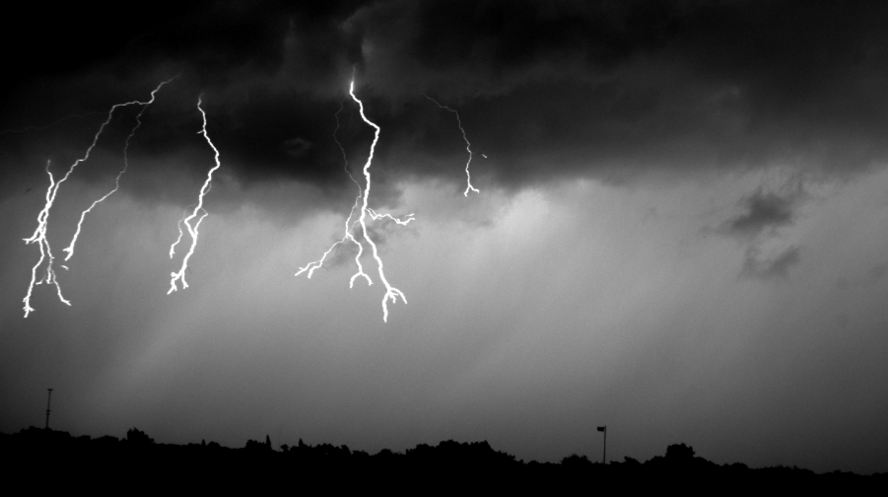 ¿Cómo se origina un rayo? Esta teoría contradice todo lo que sabíamos