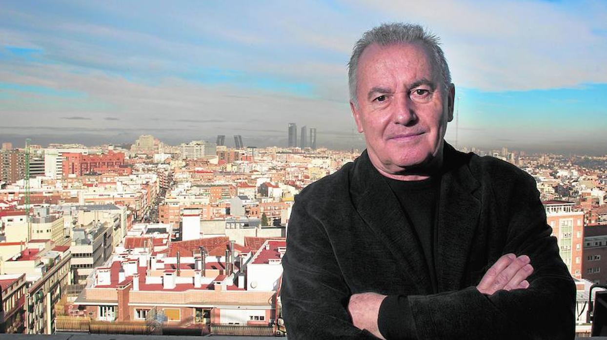 Víctor Manuel sale de gira con su primer disco original en diez años