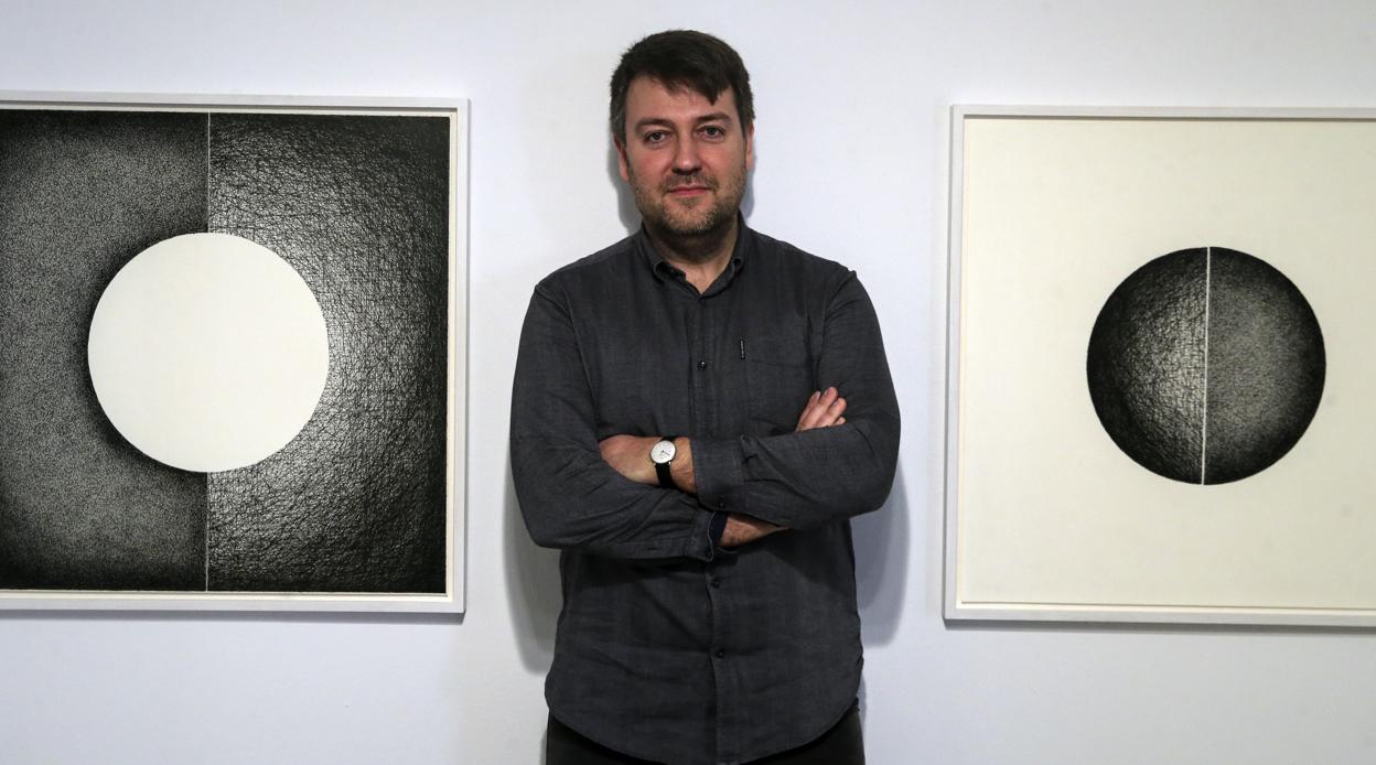 El «arte de oficina» de Ignacio Uriarte entra en el Museo ABC
