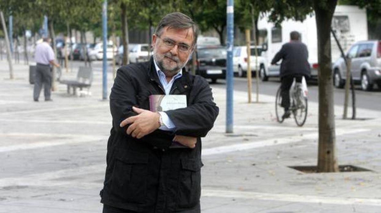 José Calvo Poyato: «La historia española tiene más luces que sombras»