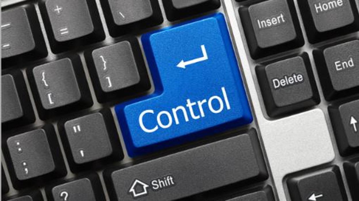 Internet como herramienta de control