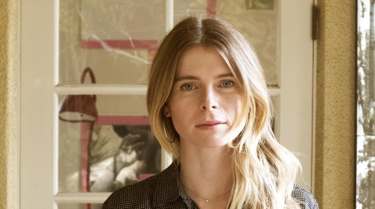 Emma Cline: «Yo no soy juez, soy escritora»
