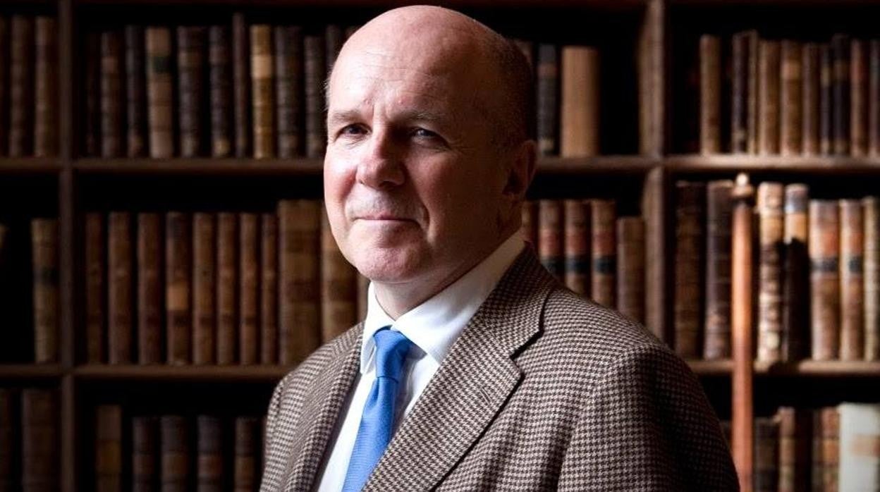 Simon Winchester, la tolerancia hacia el error