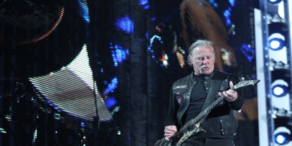 Locos por Metallica: ¿necesita el mundo doce versiones de 'Nothing Else Matters'?