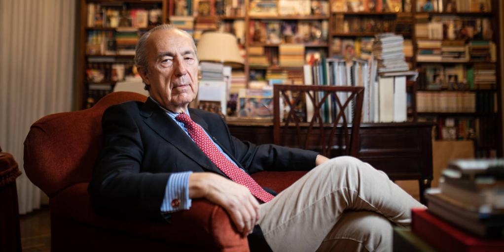 Luis Alberto de Cuenca y la expulsión del edén