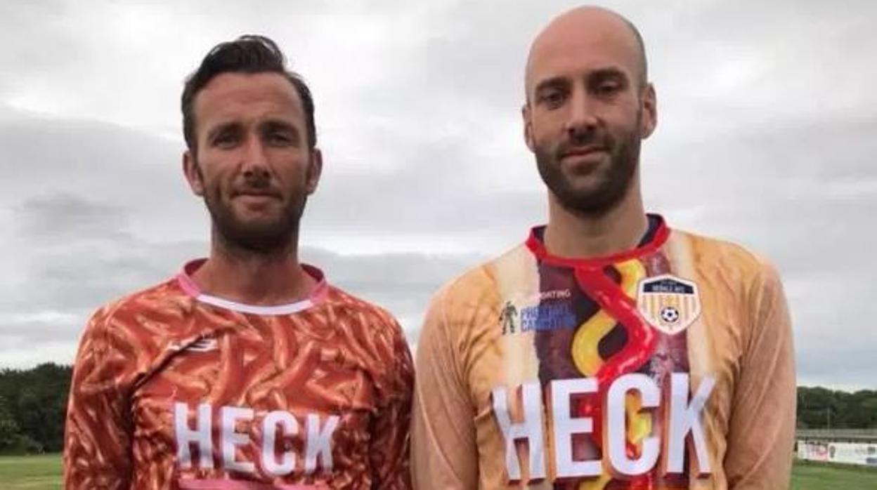 La peculiar camiseta del Bedale AFC que recorre el mundo