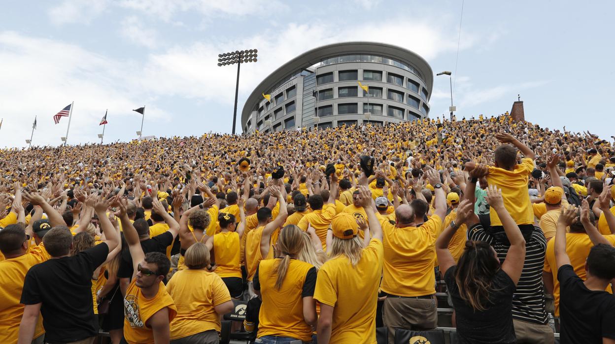 La tierna tradición de los Iowa Hawkeyes