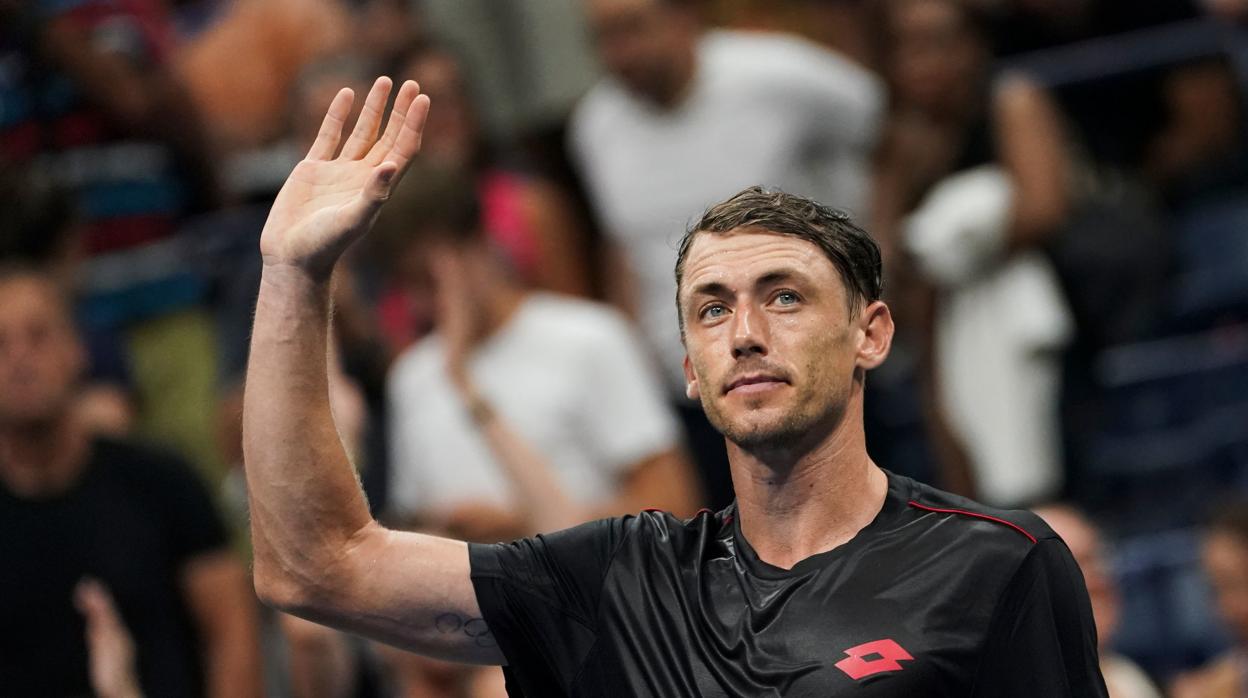 Millman da la sorpresa del torneo al eliminar a Federer y jugará los ...