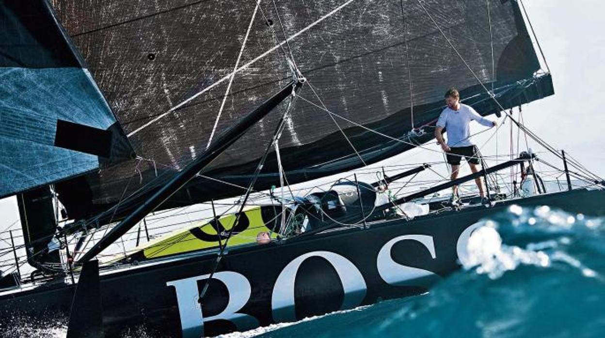 Alex Thompson, penalizado con 24 horas y desposeído de su victoria en IMOCA