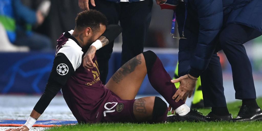 Alarma en el PSG por la lesión de Neymar ante el Basaksehir