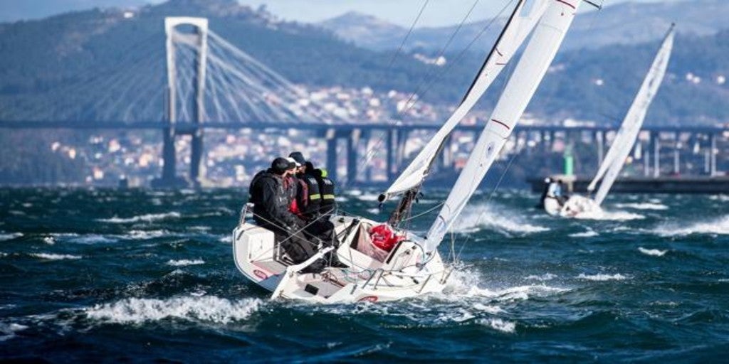 «Noticia», favorito en la Vigo Winter Series de J70