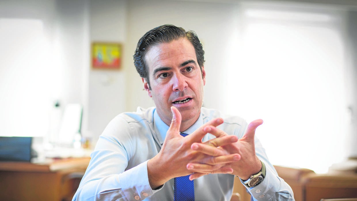 «La banca pública no puede competir con la privada, sino complementarla ...