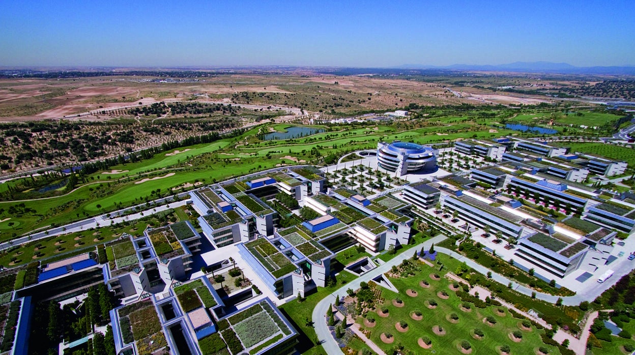 El Santander puja para recomprar su sede