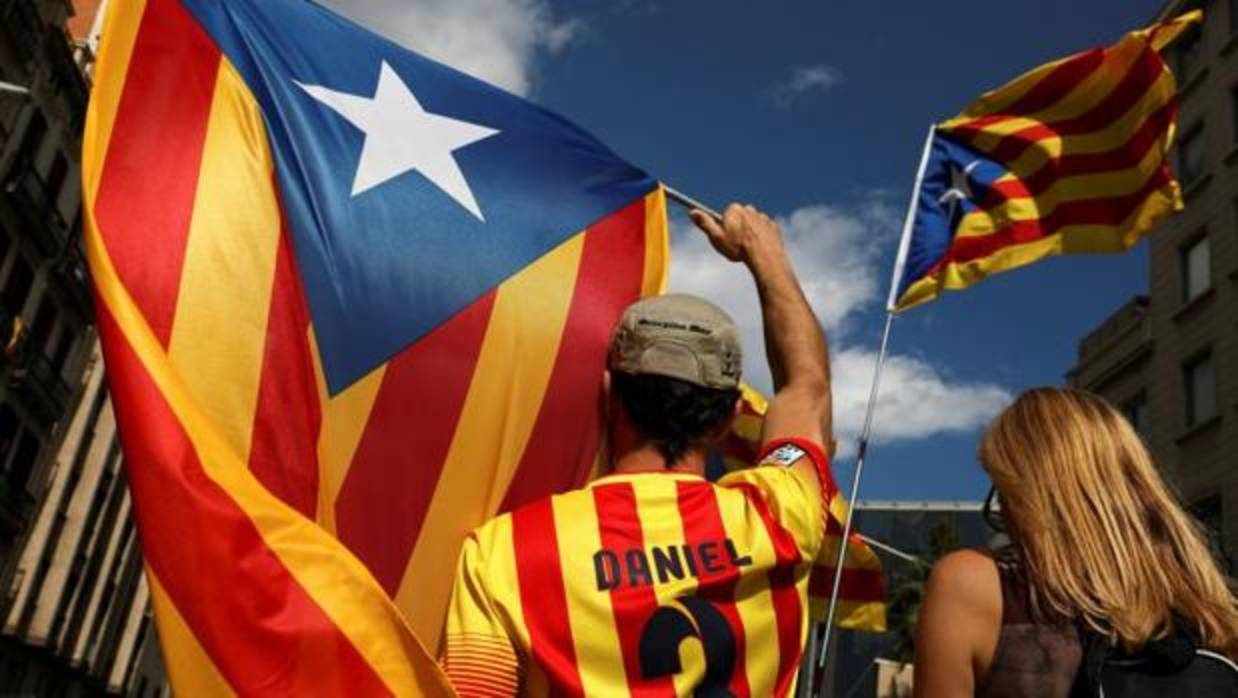 «El proceso independentista de Cataluña nos roba»