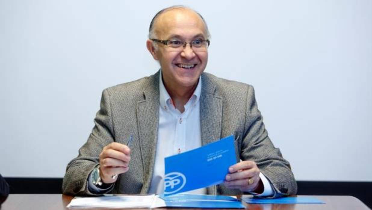 Los grupos parlamentarios y las Cortes desean la pronta recuperación de ...