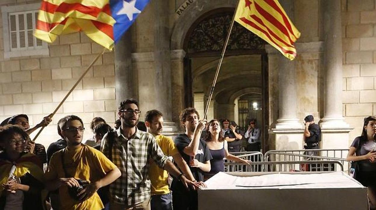 El independentismo se queda en España