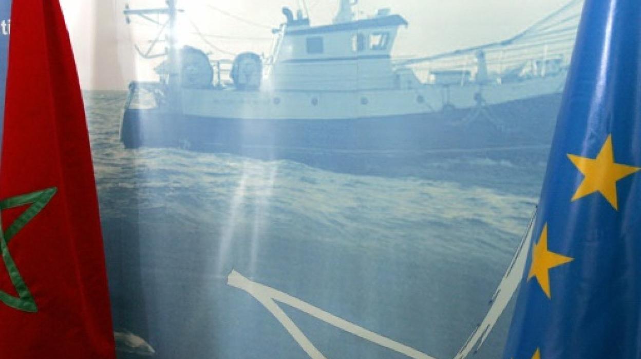 Los atuneros canarios no quieren vascos faenando en el Sáhara y algunas noticias de las islas