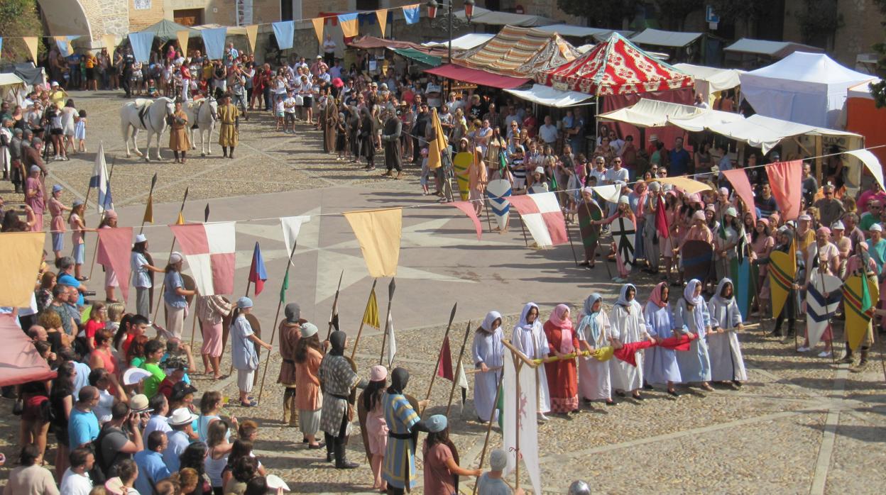 Gran afluencia turística en Consuegra Medieval