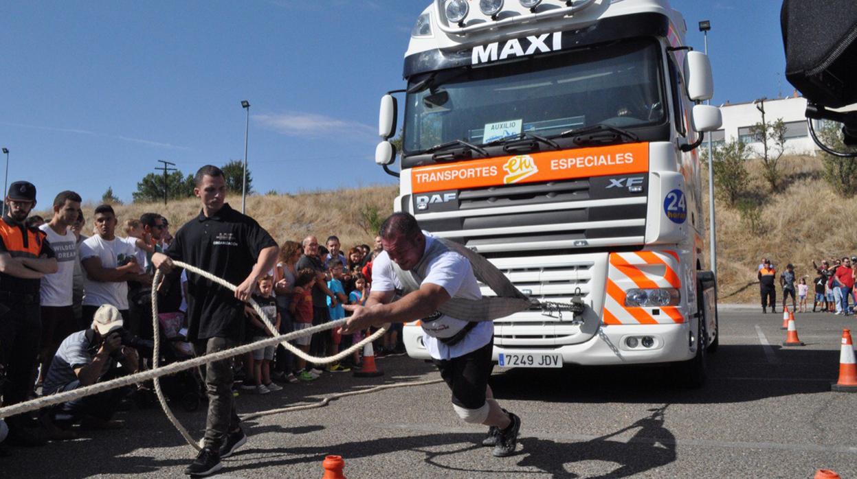 Arrastran camiones y pasean con 280 kilos en Zamora para elegir al más ...
