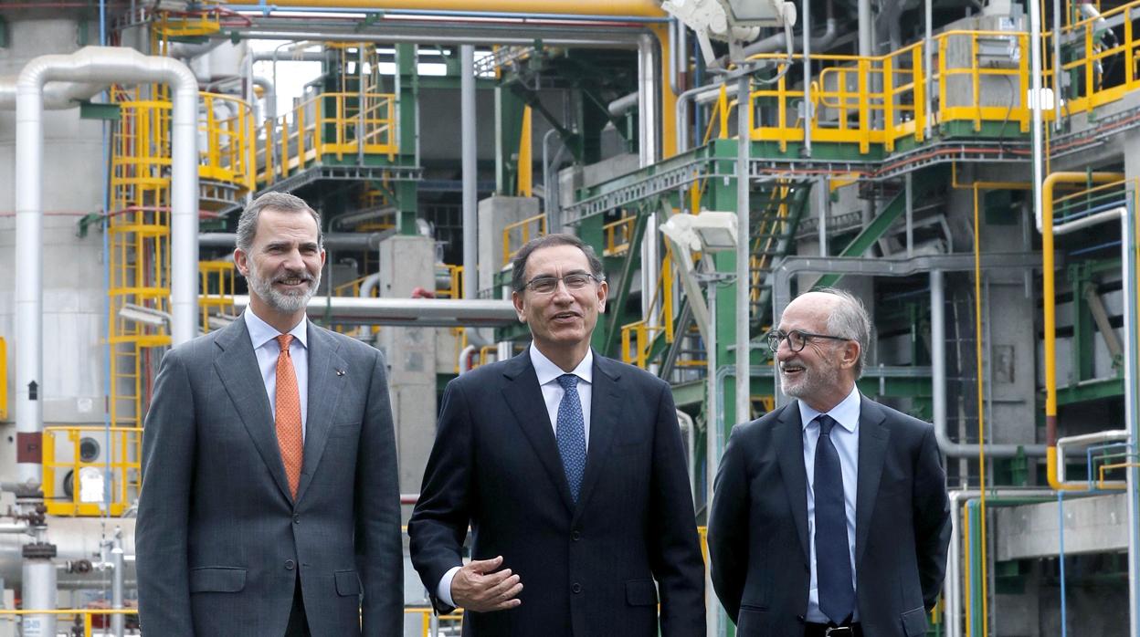 El Rey inaugura las nuevas instalaciones de Repsol en Perú