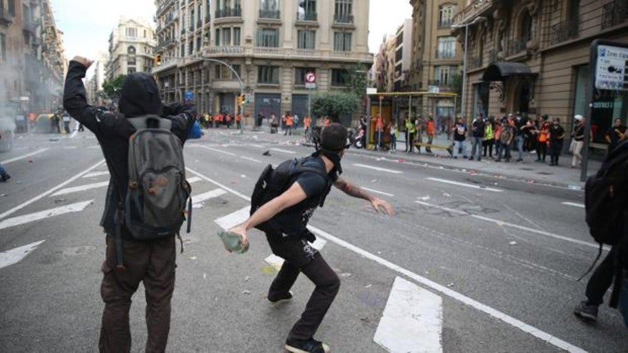 Familiares de altos cargos, en primera línea en los disturbios