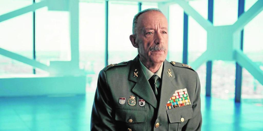 Pablo Martín, teniente general: «Si nos descuidamos, dentro de poco no ...