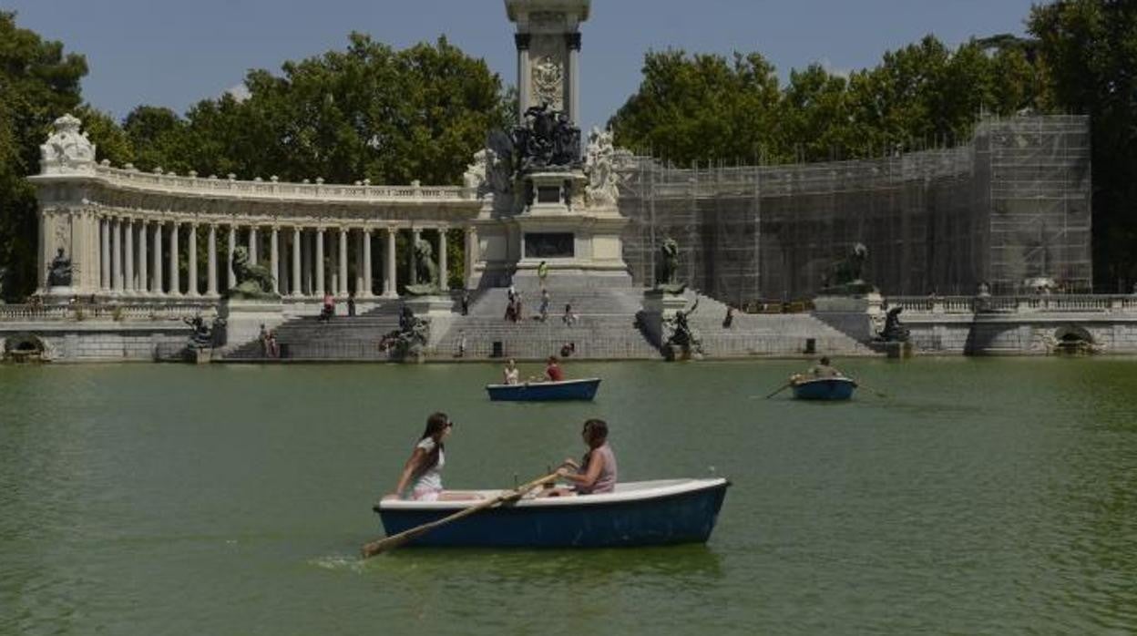 Las barcas de El Retiro y del lago de la Casa de Campo se podrán ...