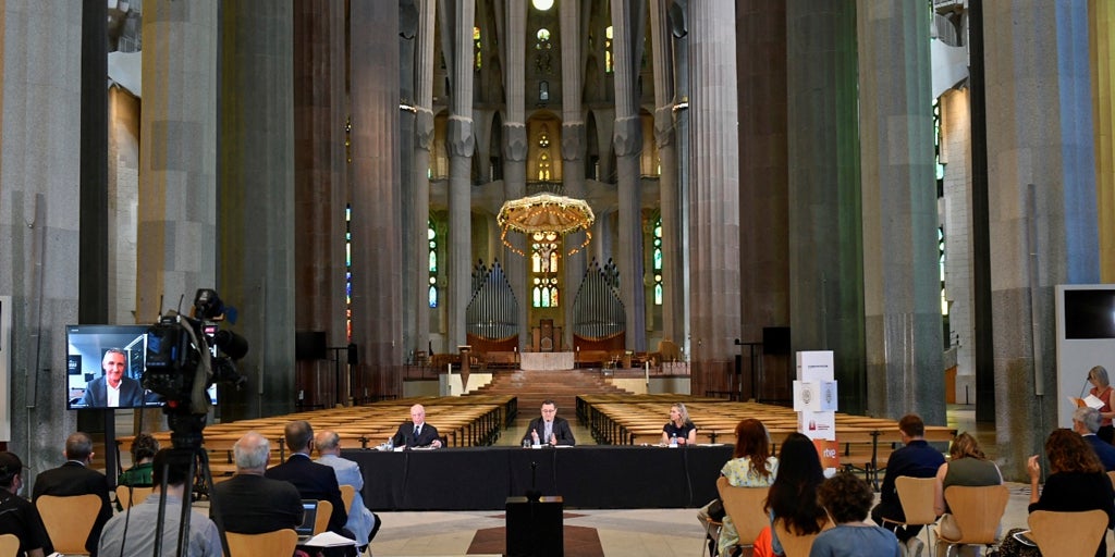 La Filarmónica de Viena y la Sagrada Familia dan la espalda a Barcelona