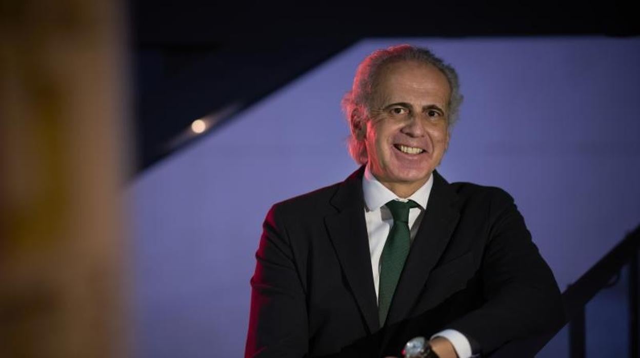 Enrique Ruiz Escudero: «Esperamos que en Semana Santa ya estemos libres ...