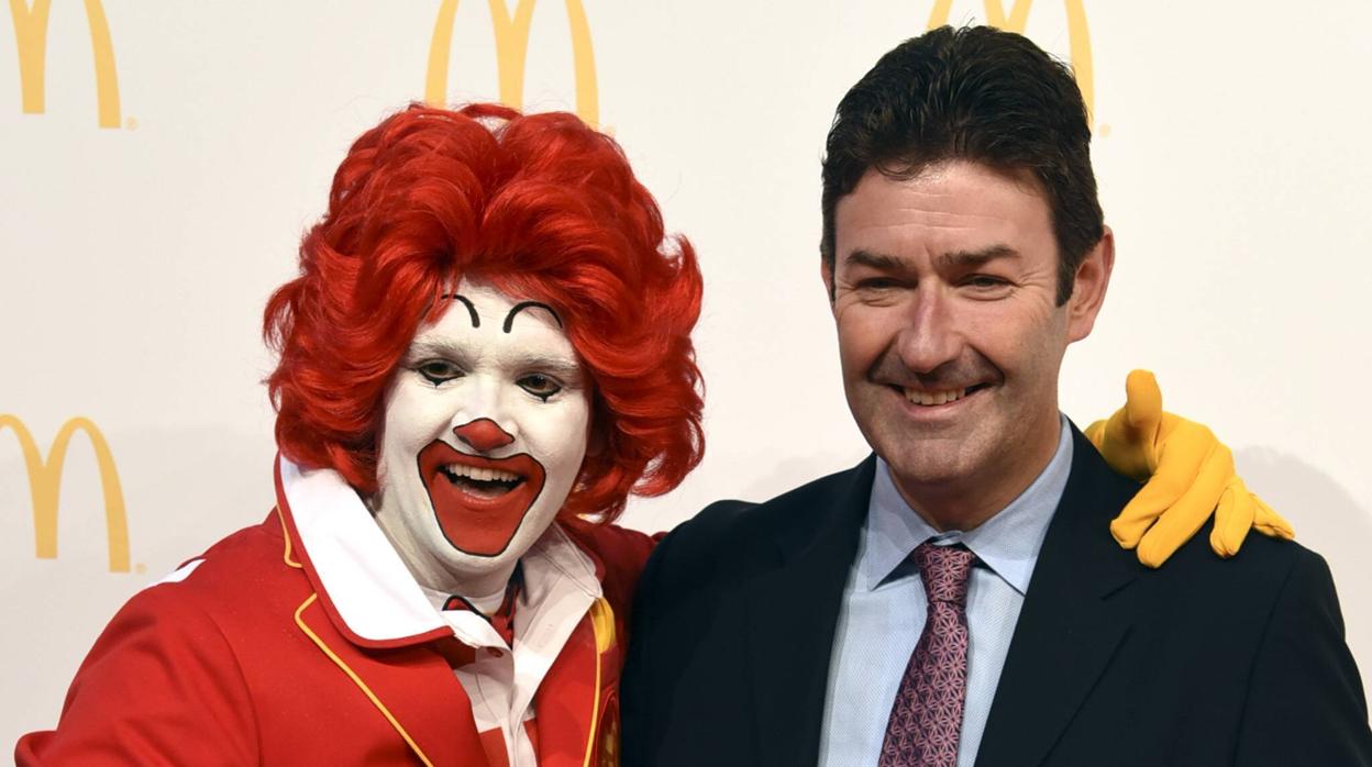 El CEO de McDonald's, despedido por enamorarse de una compañera de trabajo