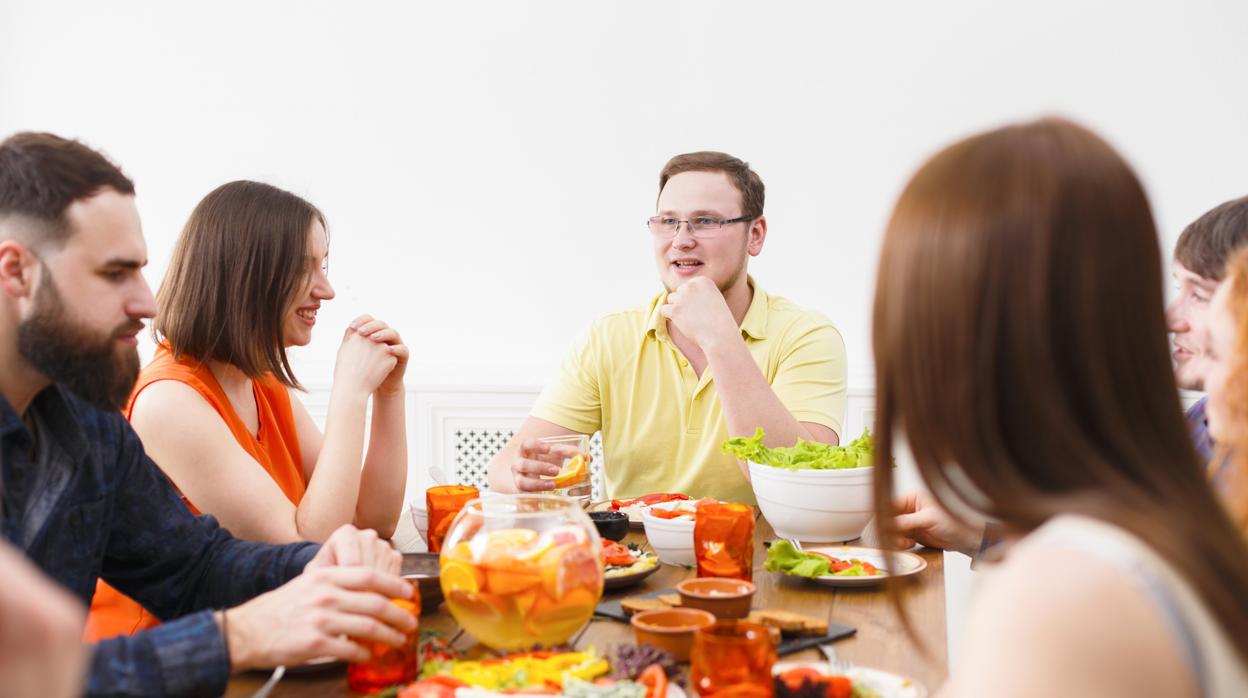 Trucos para comer fuera de casa en Navidad y no saltarte la dieta