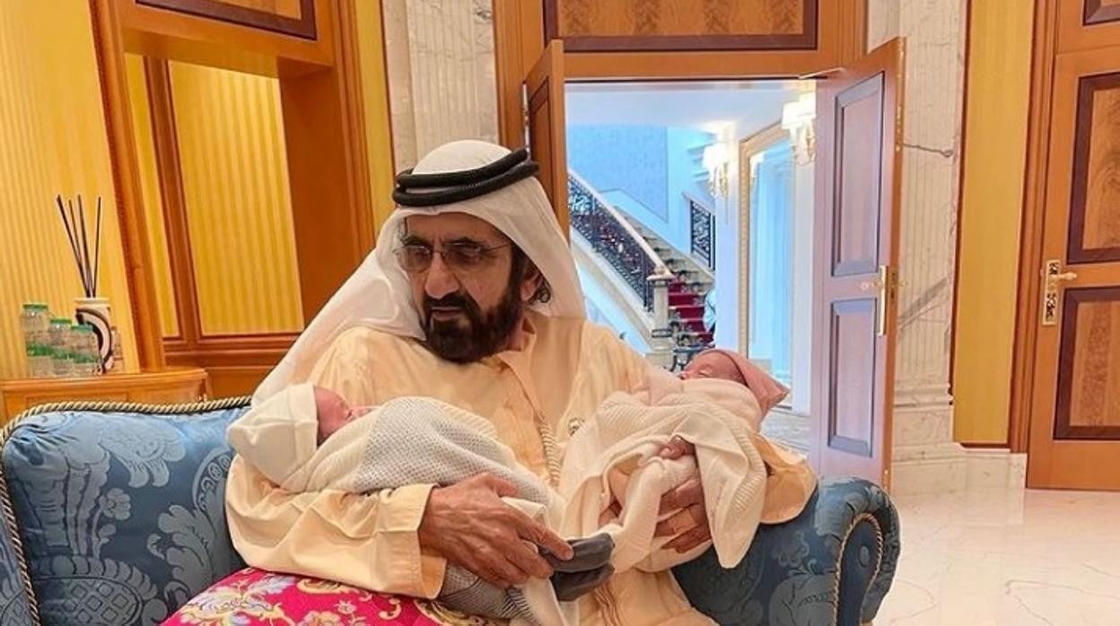 El posado del emir de Dubái con el que exalta su lado familiar