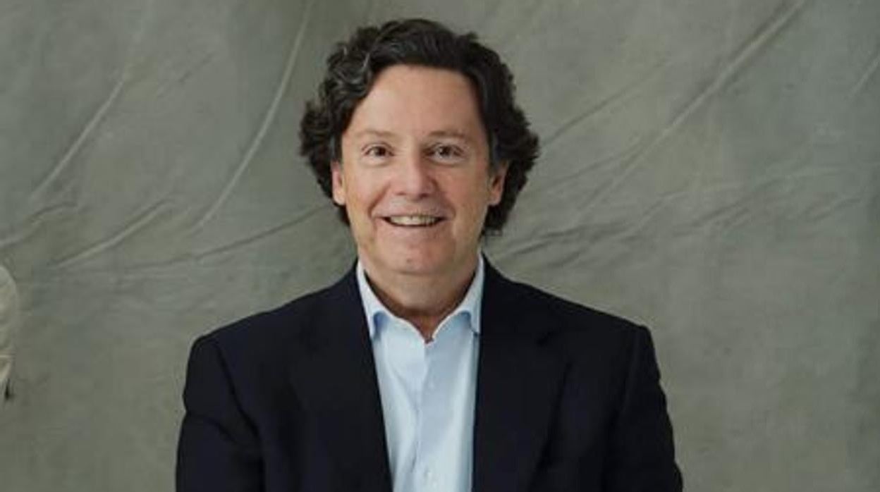 José Rábago: «Muchos rostros conocidos sufren blancorexia»