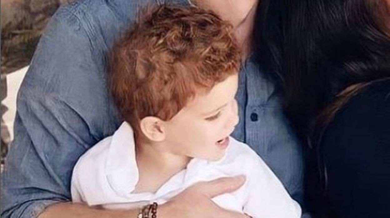 Los tres años de Archie, séptimo en la línea de sucesión al trono británico