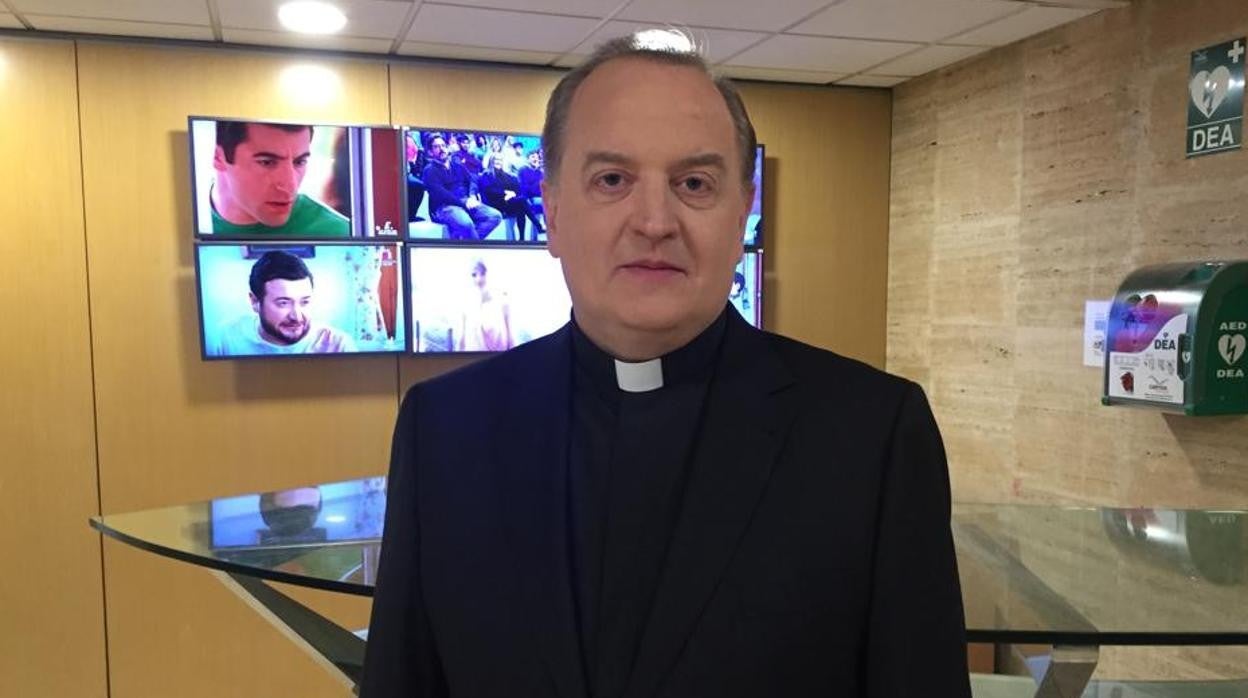 ¿Qué fue del Padre Apeles, el famoso cura y colaborador de los ...