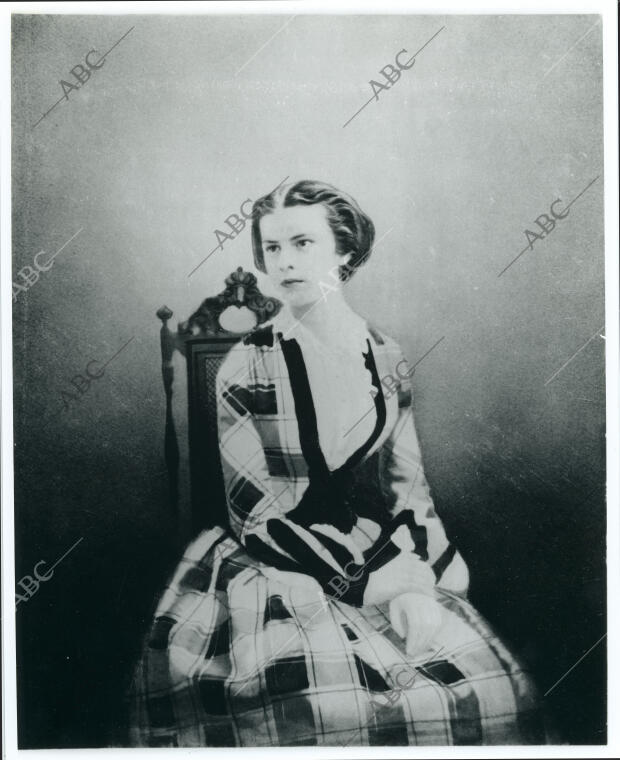 La emperatriz Isabel de Austria «Sissi» a los 15 años - Archivo ABC