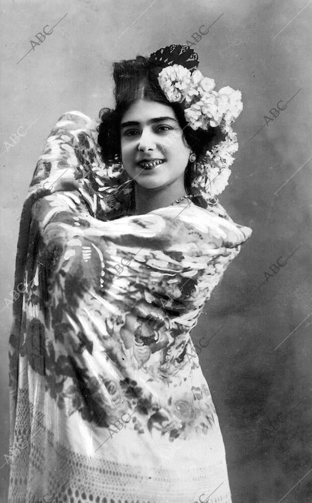 Pastora Imperio, Famosa Bailarina que Va A Casarse con el torero ...