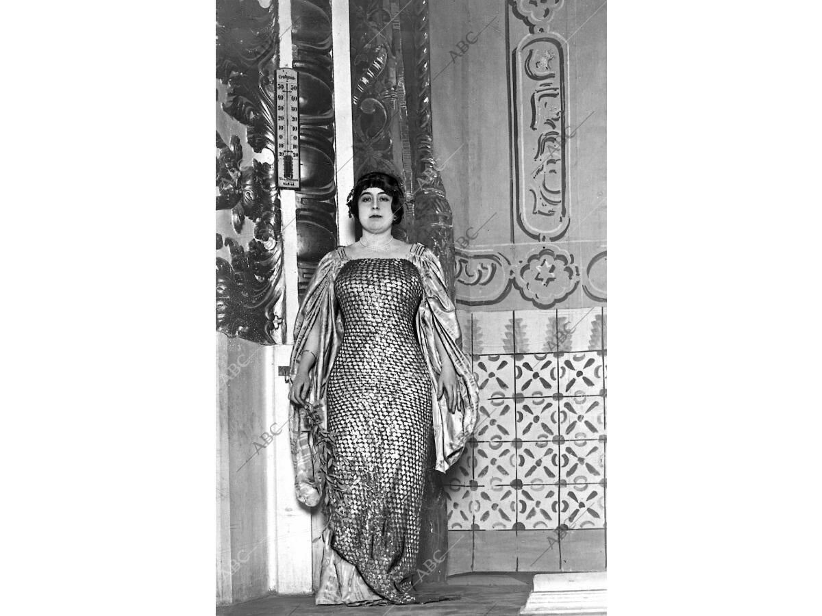 La Bella artista Julia Domínguez En "la Alegría del Amor" - Archivo ABC