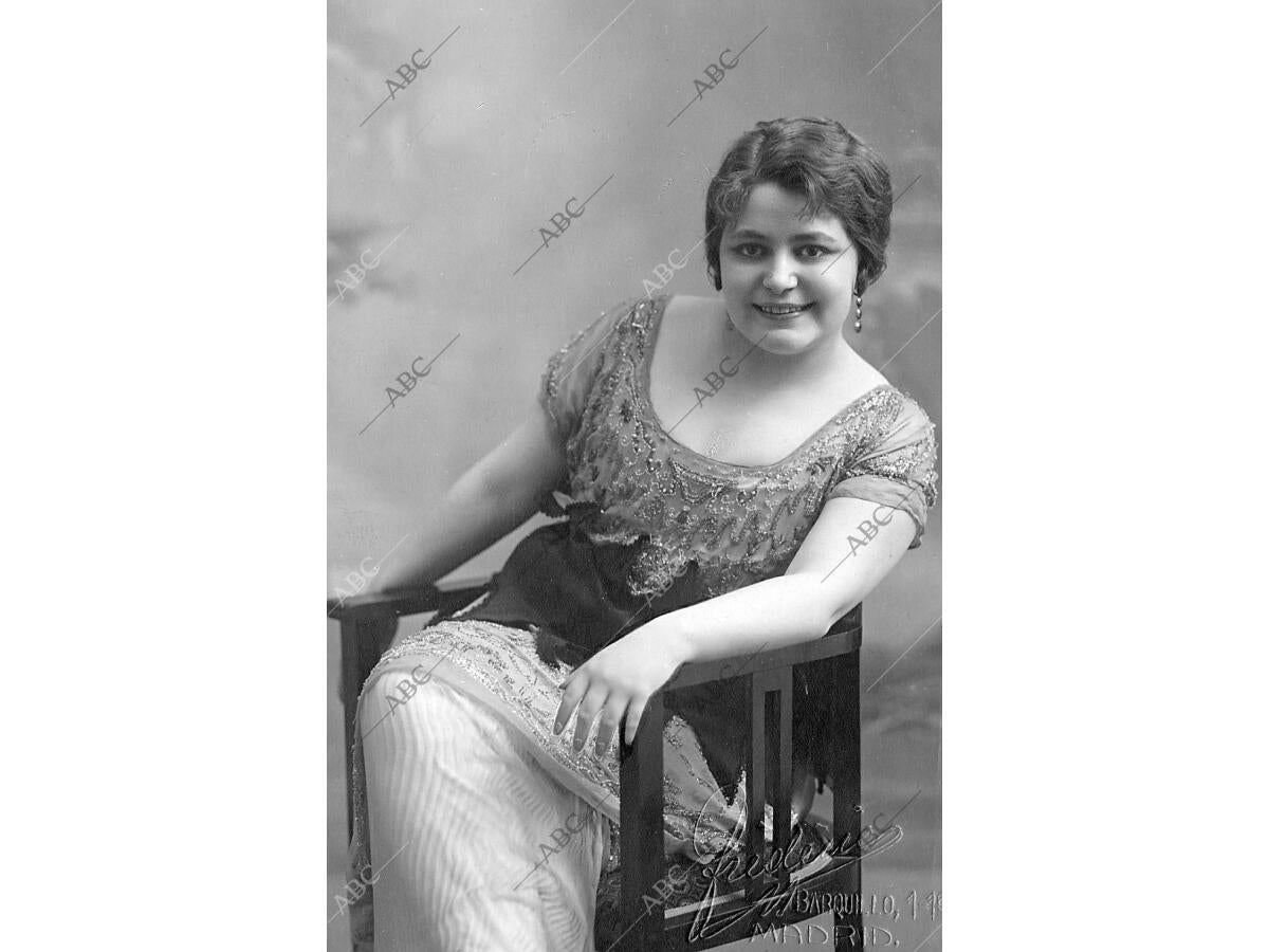 La ilustre artista María Gámez, que anoche Celebró su beneficio en el ...