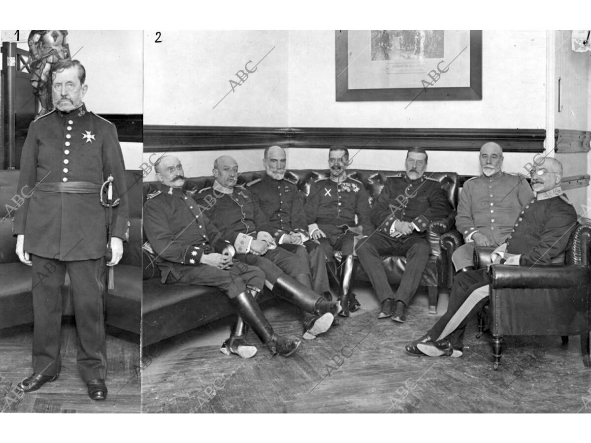 el general Weyler, jefe superior del Organismo - Archivo ABC