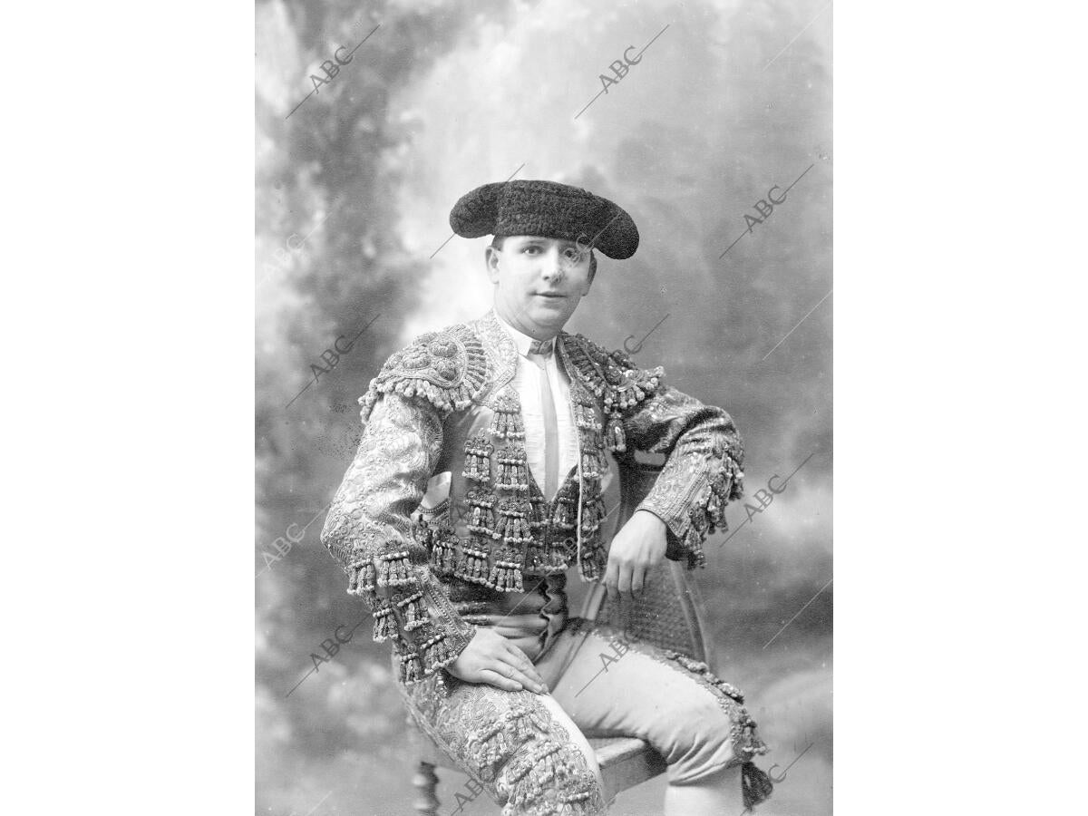 Alejandro Sáez (Ale), que ha tomado la alternativa en Carabanchel ...