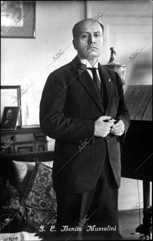Retrato de Benito Mussolini en Roma en la primavera de 1926 - Archivo ABC