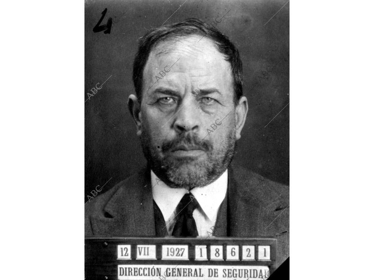 Ficha de Fernando Reyes Luna, falsificador de Monedas - Archivo ABC Ficha de Fernando Reyes Luna, falsificador de Monedas - Archivo ABC